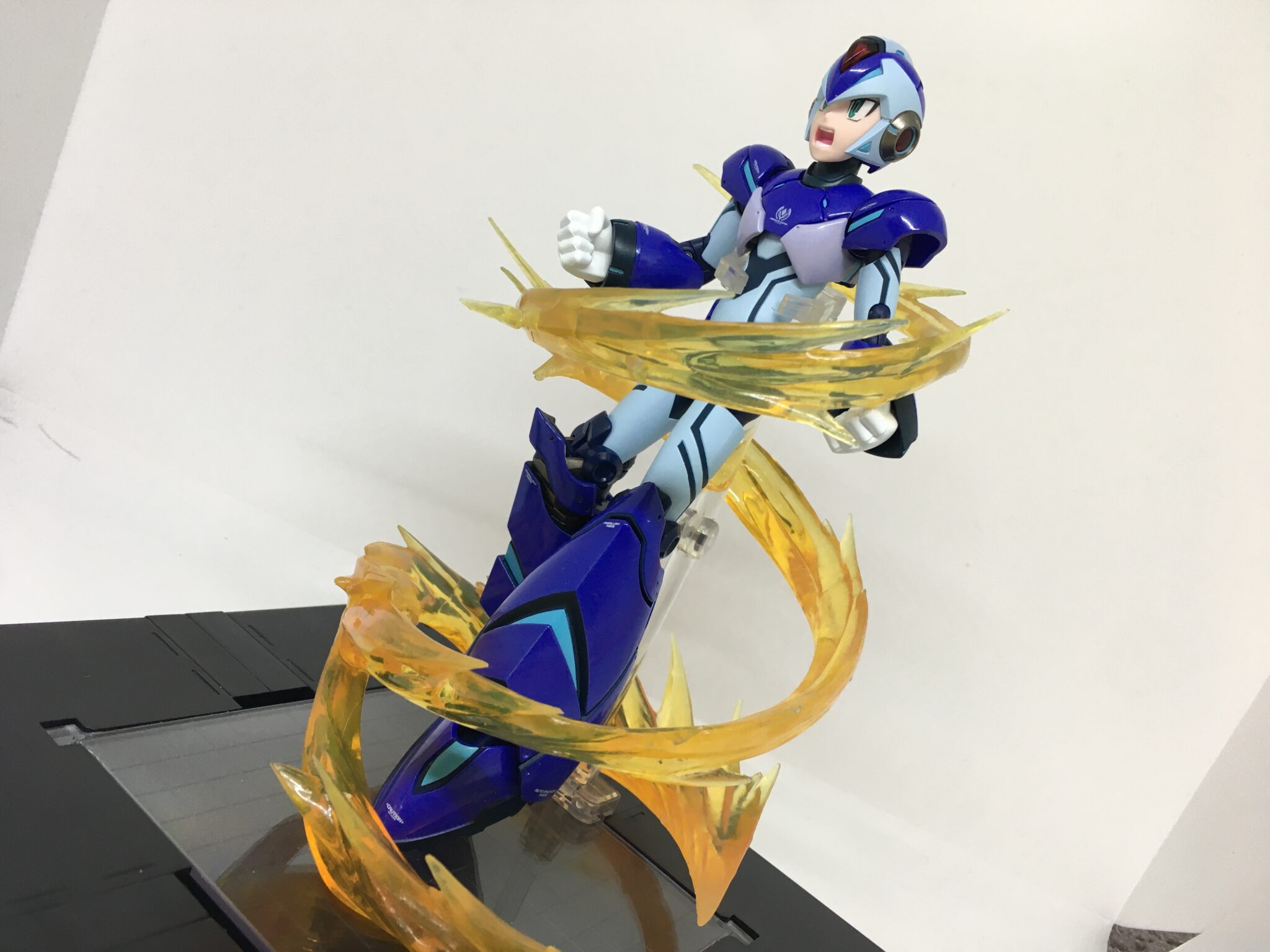 Figure Review: Tru-Force Megaman X Designer Series - Mecha Alliance