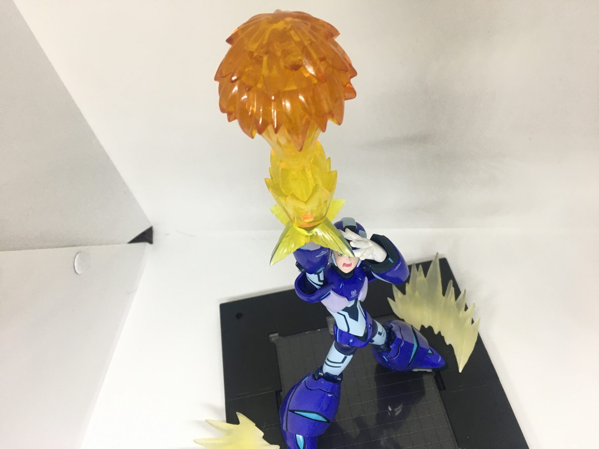 Figure Review: Tru-Force Megaman X Designer Series - Mecha Alliance