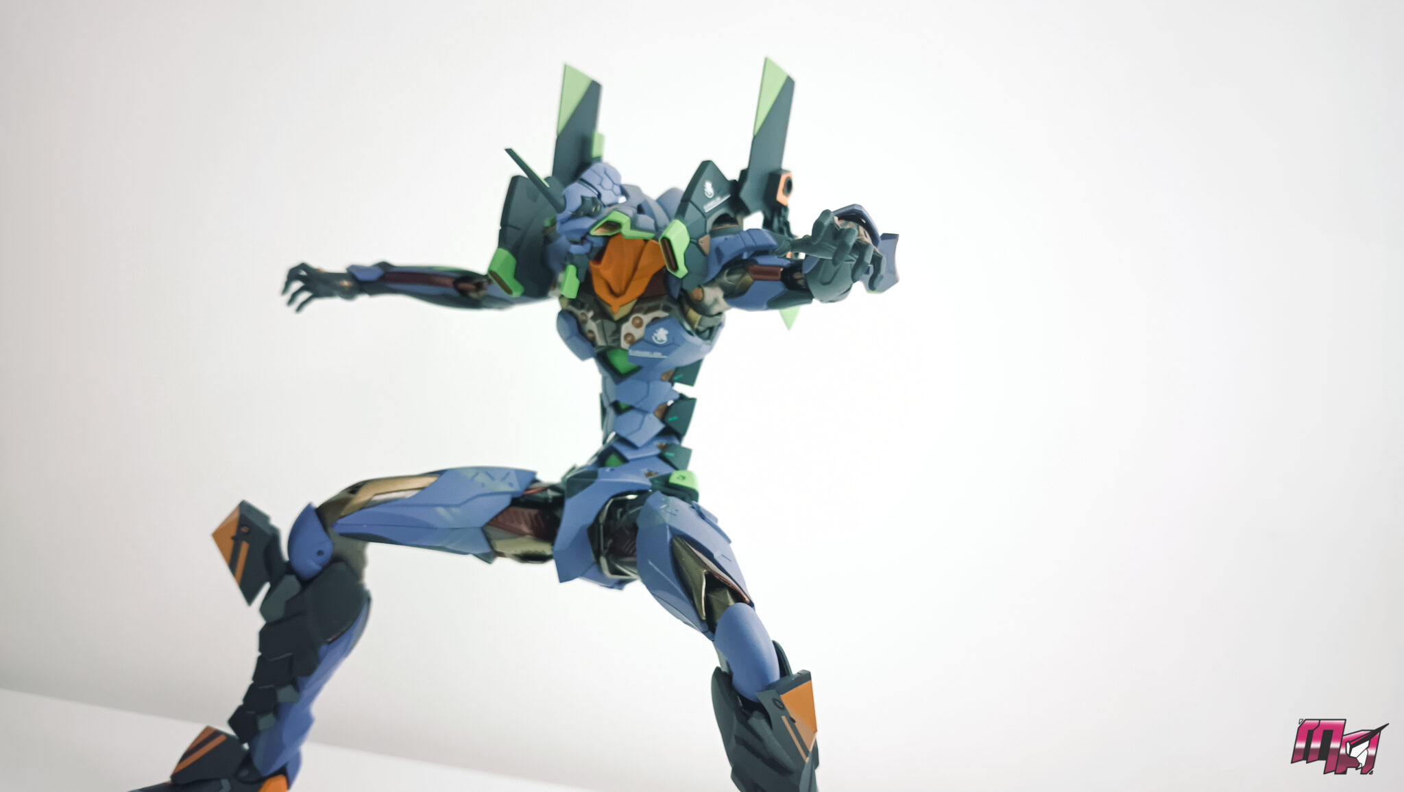 Figure Review: Bandai Metal Build - Evangelion Unit-1 - Mecha Alliance