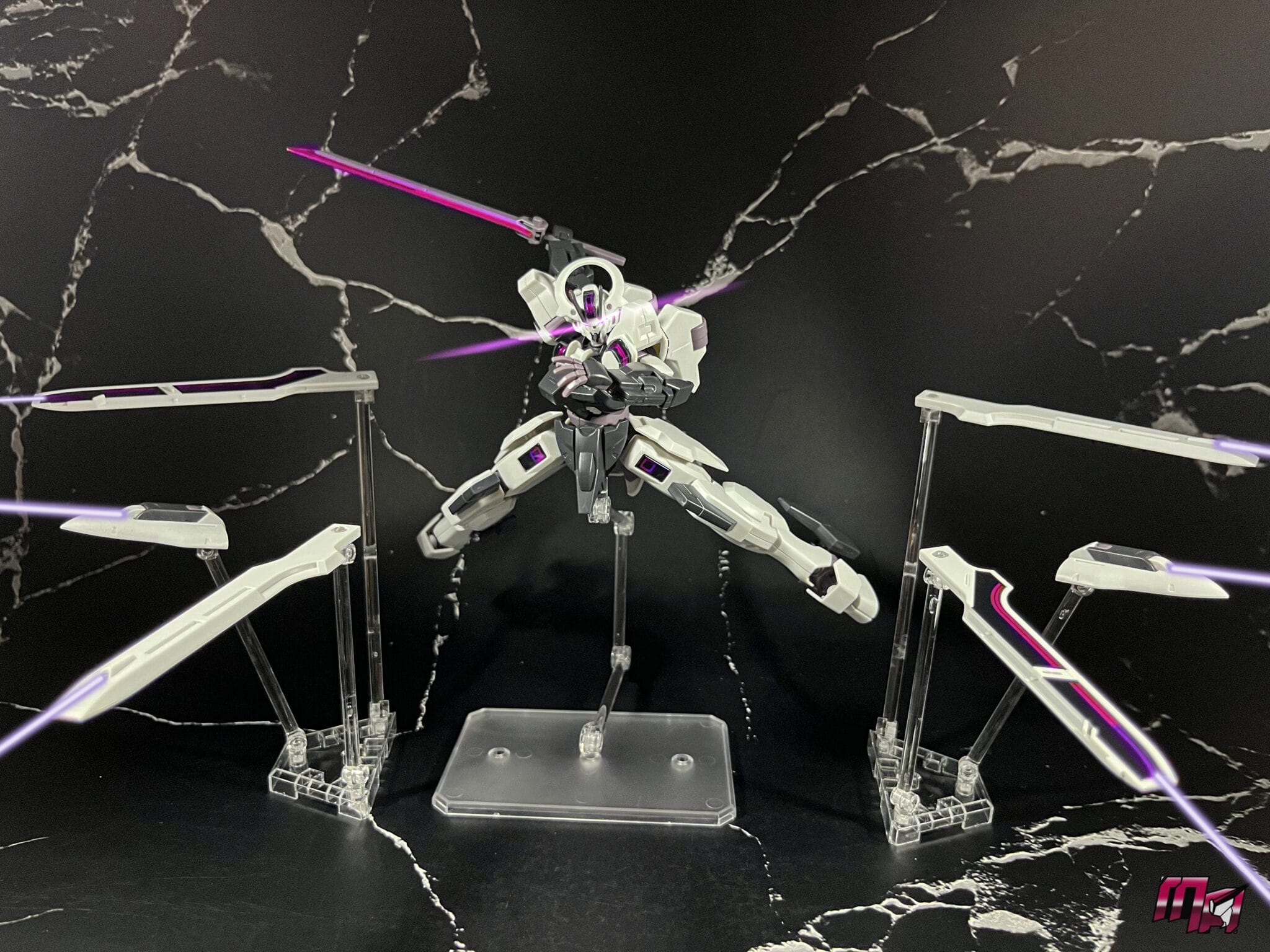 Kit review: HG TWFM 1/144 Gundam Schwarzette - Mecha Alliance