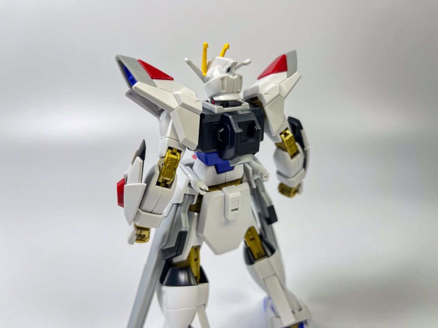Kit review: HGCE 1/144 Mighty Strike Freedom Gundam (+ Strike Freedom ...