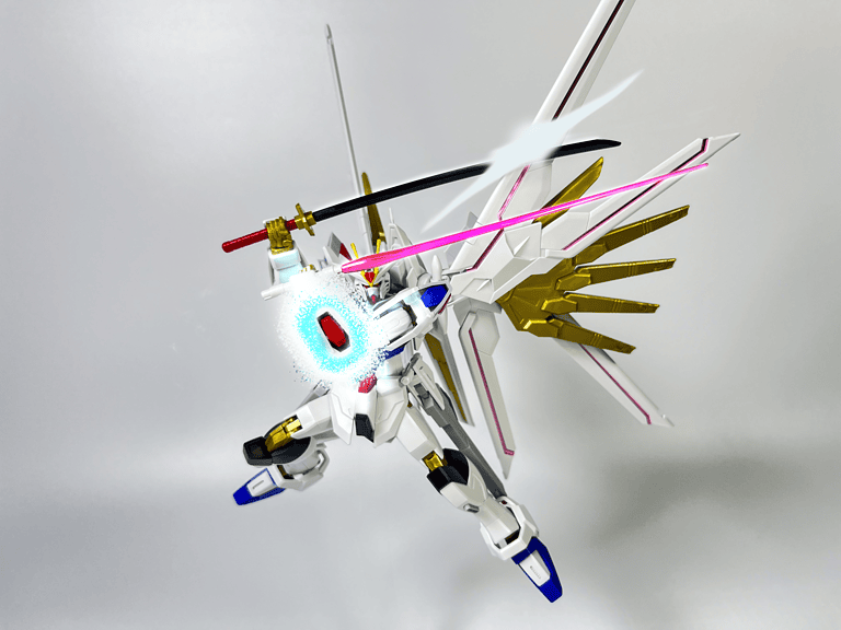 Kit review: HGCE 1/144 Mighty Strike Freedom Gundam (+ Strike Freedom ...