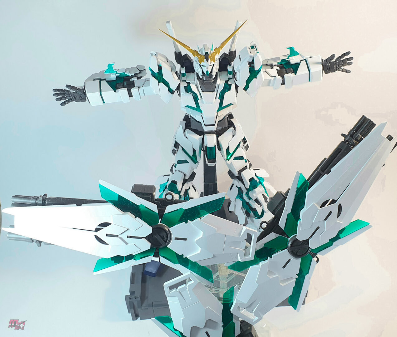 Model Kit Review: Perfect Grade - Unicorn Gundam ( Final Battle Ver ...